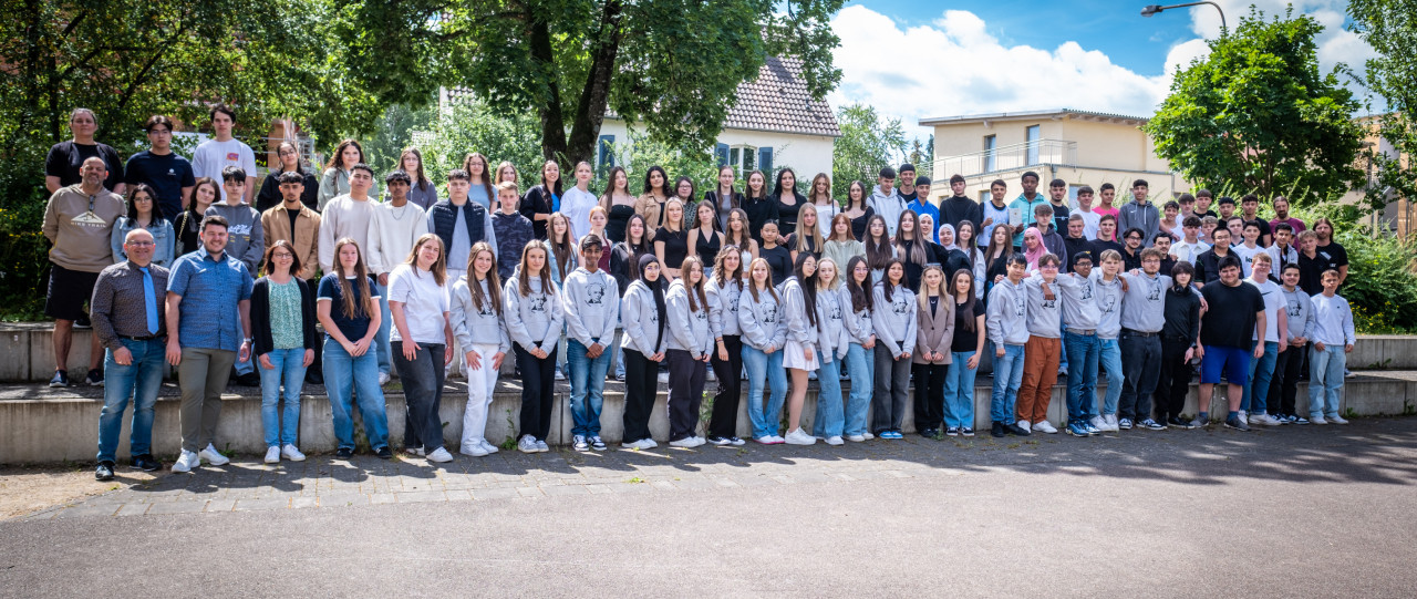 103 strahlende Gesichter an der URS